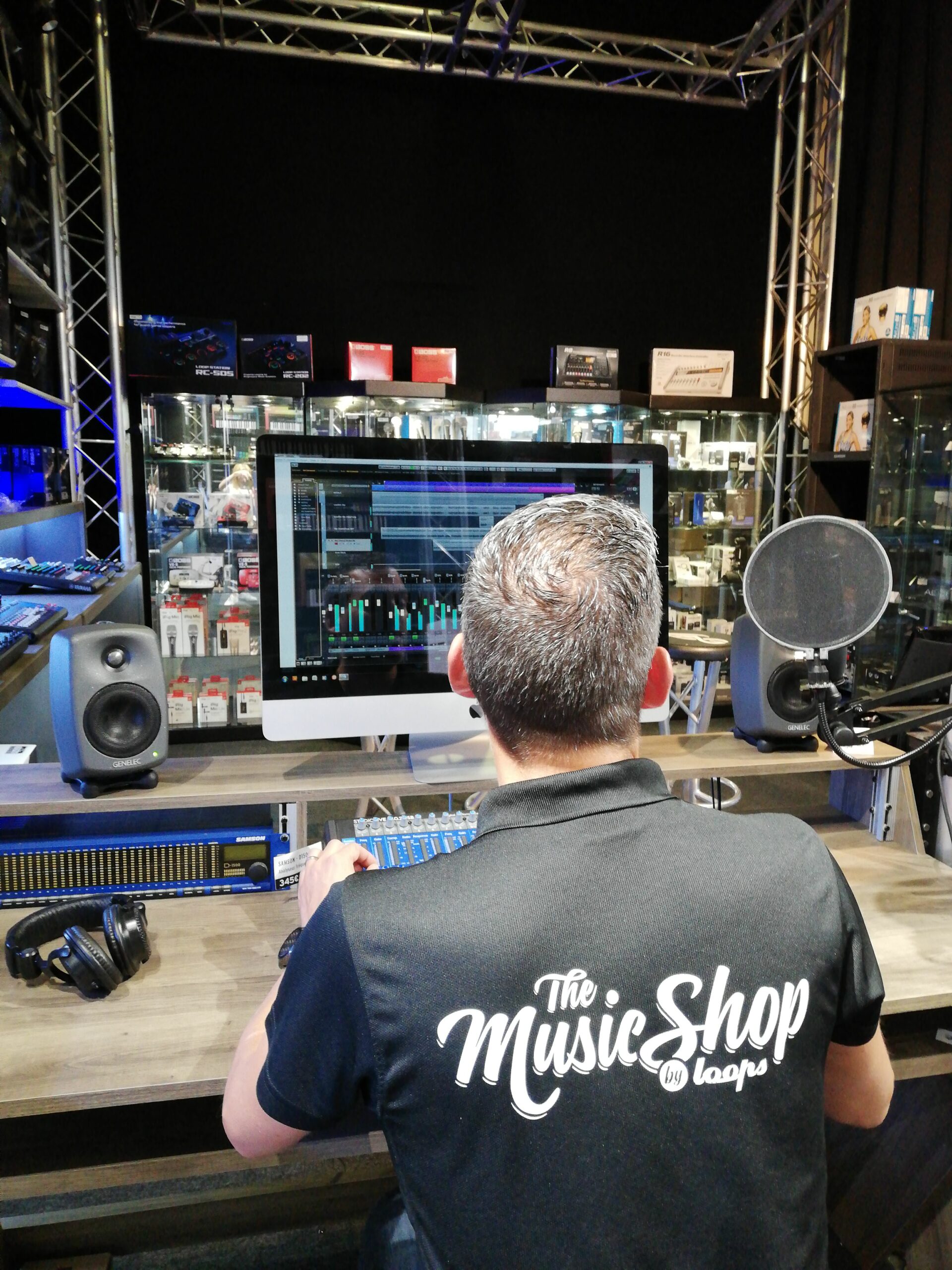 The Music Shop by Loops - Groupe Loops